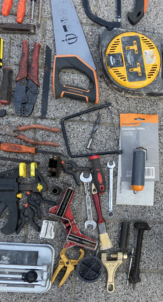 Lot 427 - Large lot of mixed tools